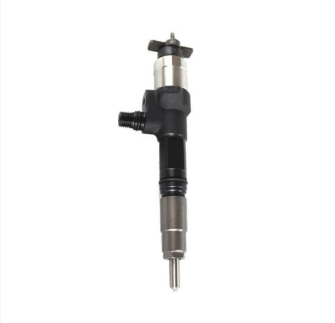 DENSO INJECTOR 095000-8903 FOR ISUZU TRUCKS OR CONSTRUCTION EQUIPMENT ...
