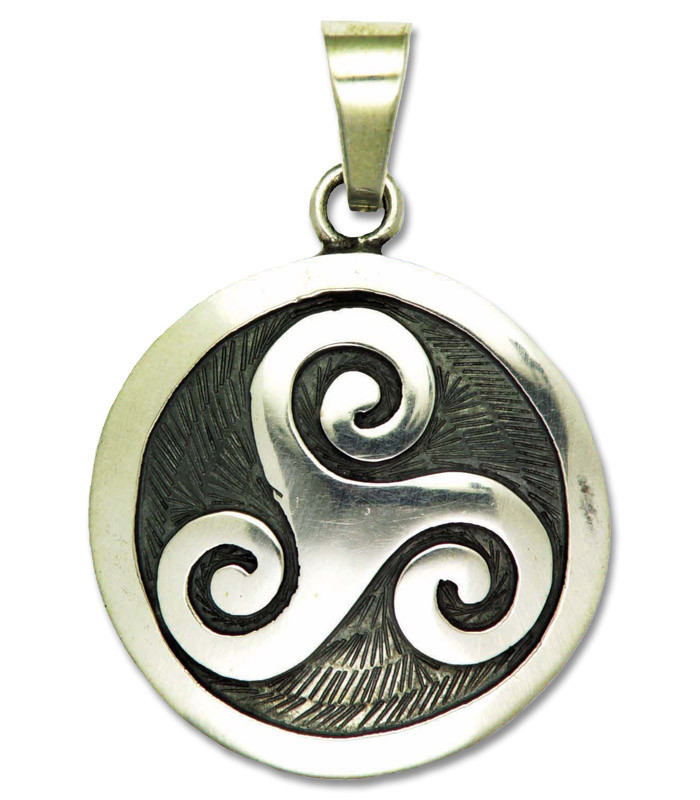 Pandantiv amuleta din argint Rob Ray Simboluri Mistice - Triskelion ...
