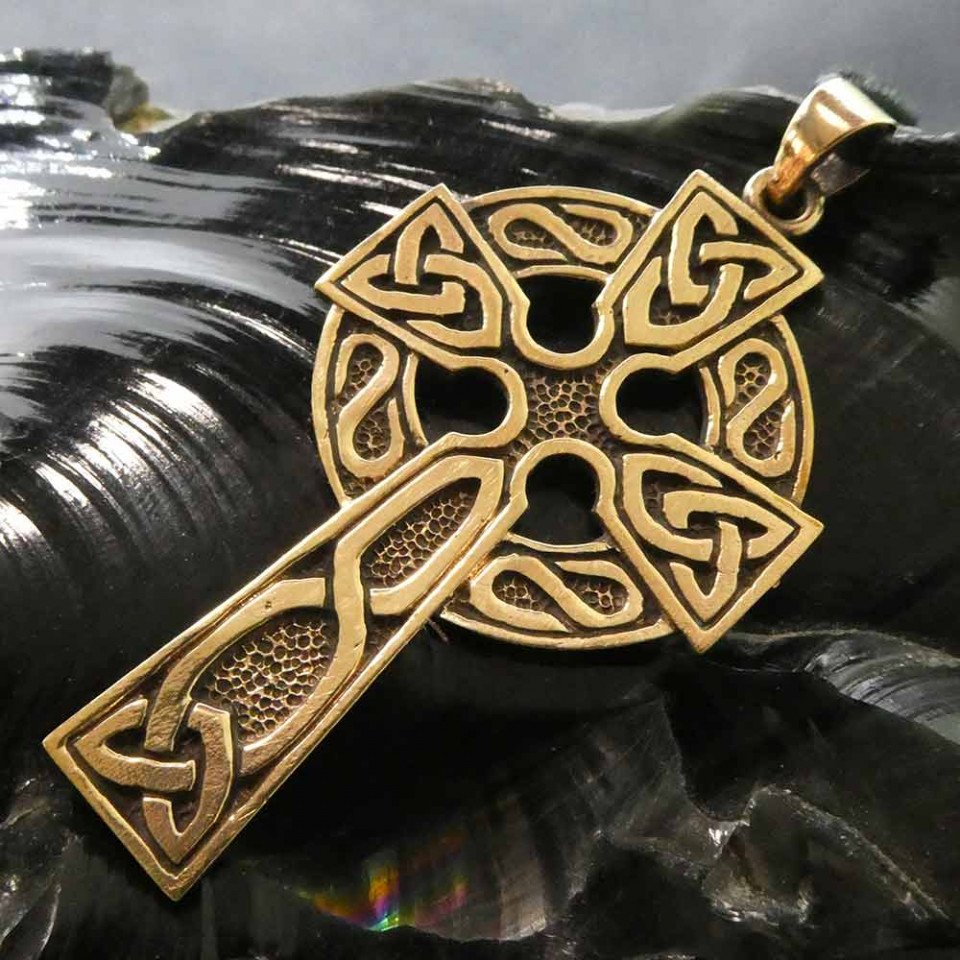 Pandantiv bronz Cruce celtica 6cm