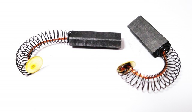 Collector brushes 5X10X28 mm