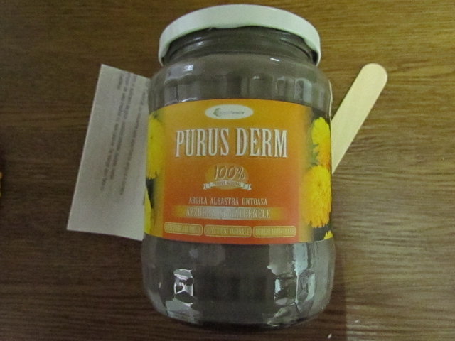 PURUS DERM- aplicatii externe pentru dermatite, dermatoze;