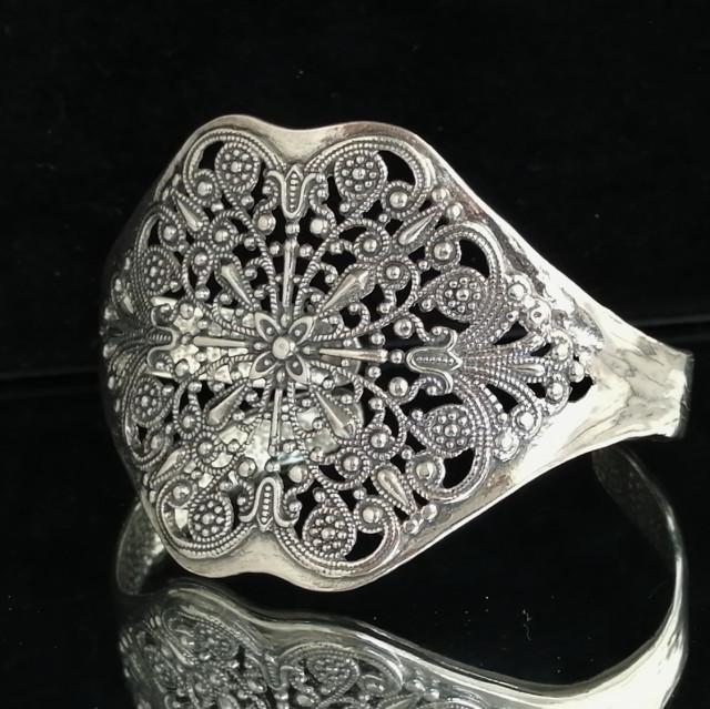 Bijuterii argint lucrate manual in Israel- Regal Gold