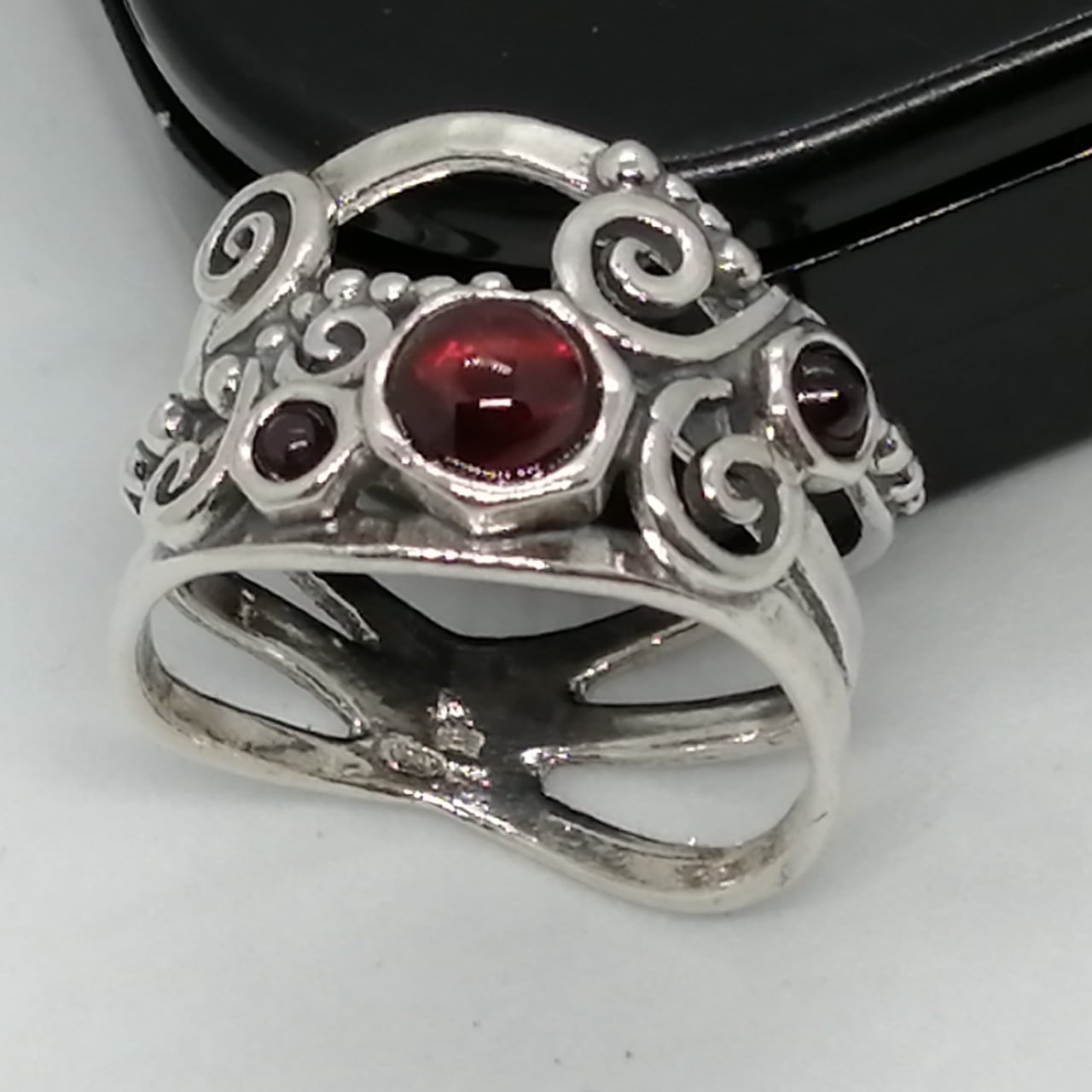 Bijuterii argint lucrate manual in Israel- Regal Gold