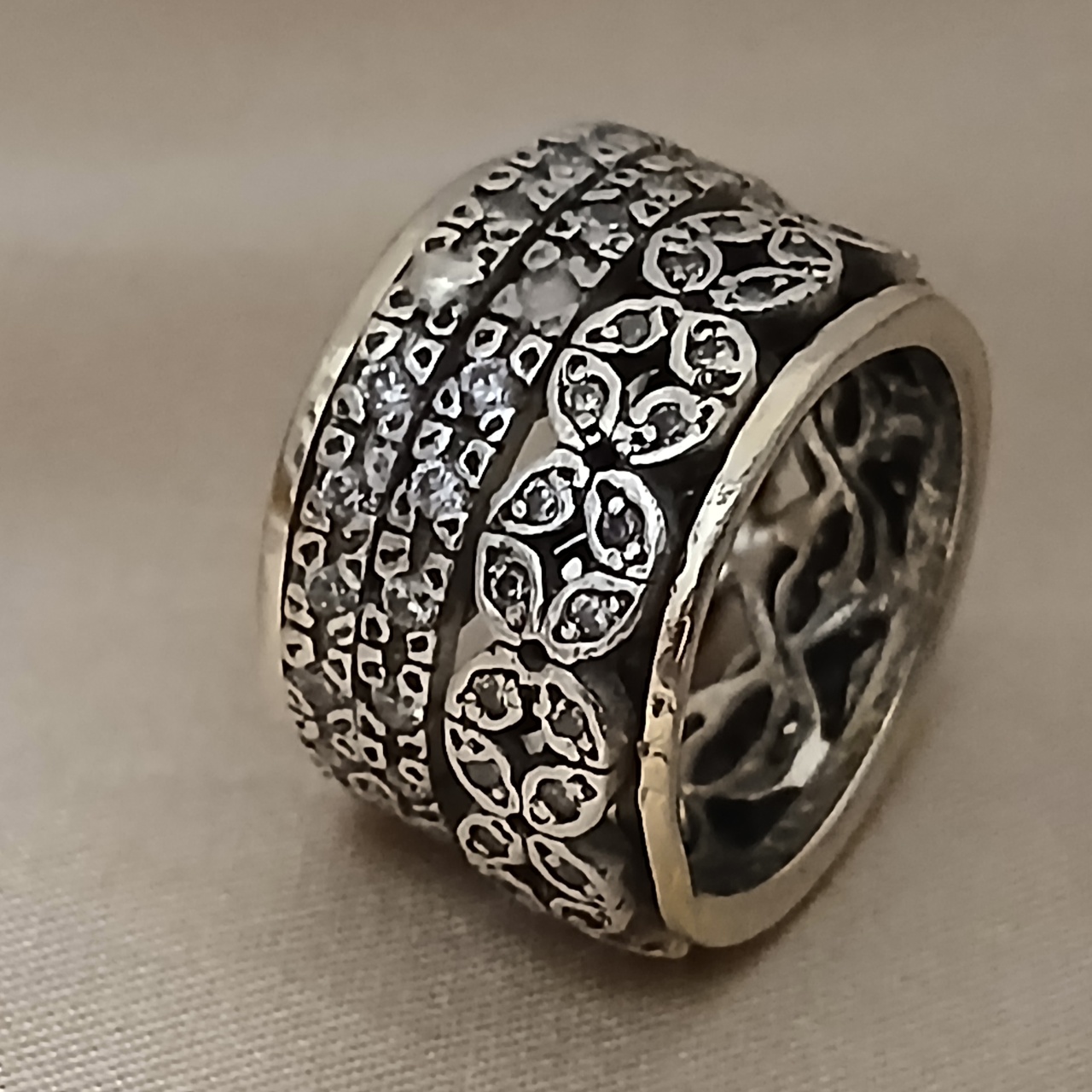 Bijuterii argint lucrate manual in Israel- Regal Gold