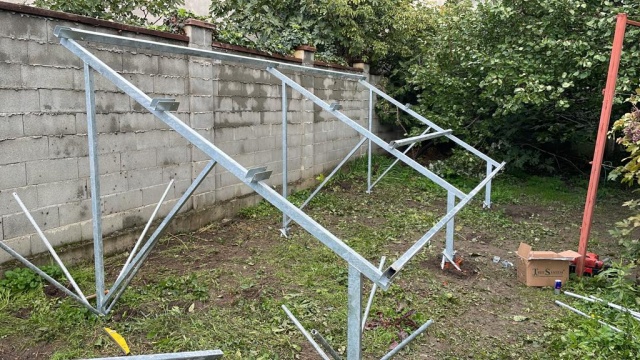 Modul Structură de fixare pe sol pentru 42 de panouri fotovoltaice de 450W