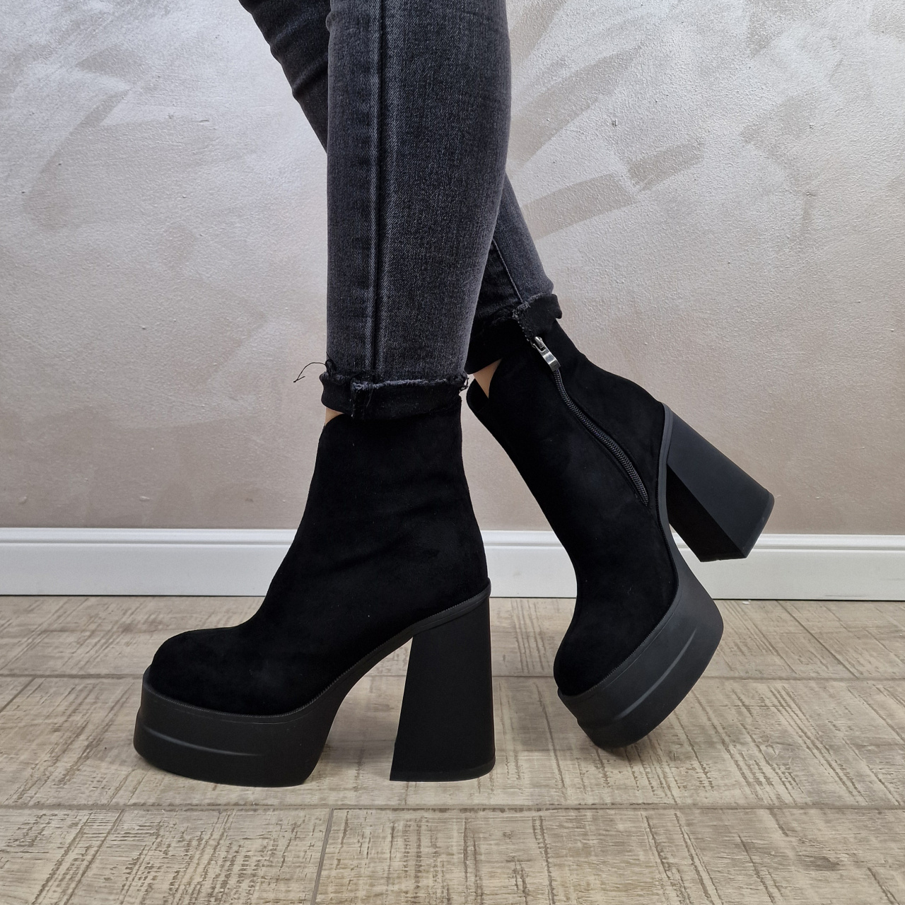 Ghete dama - Manos Shoes