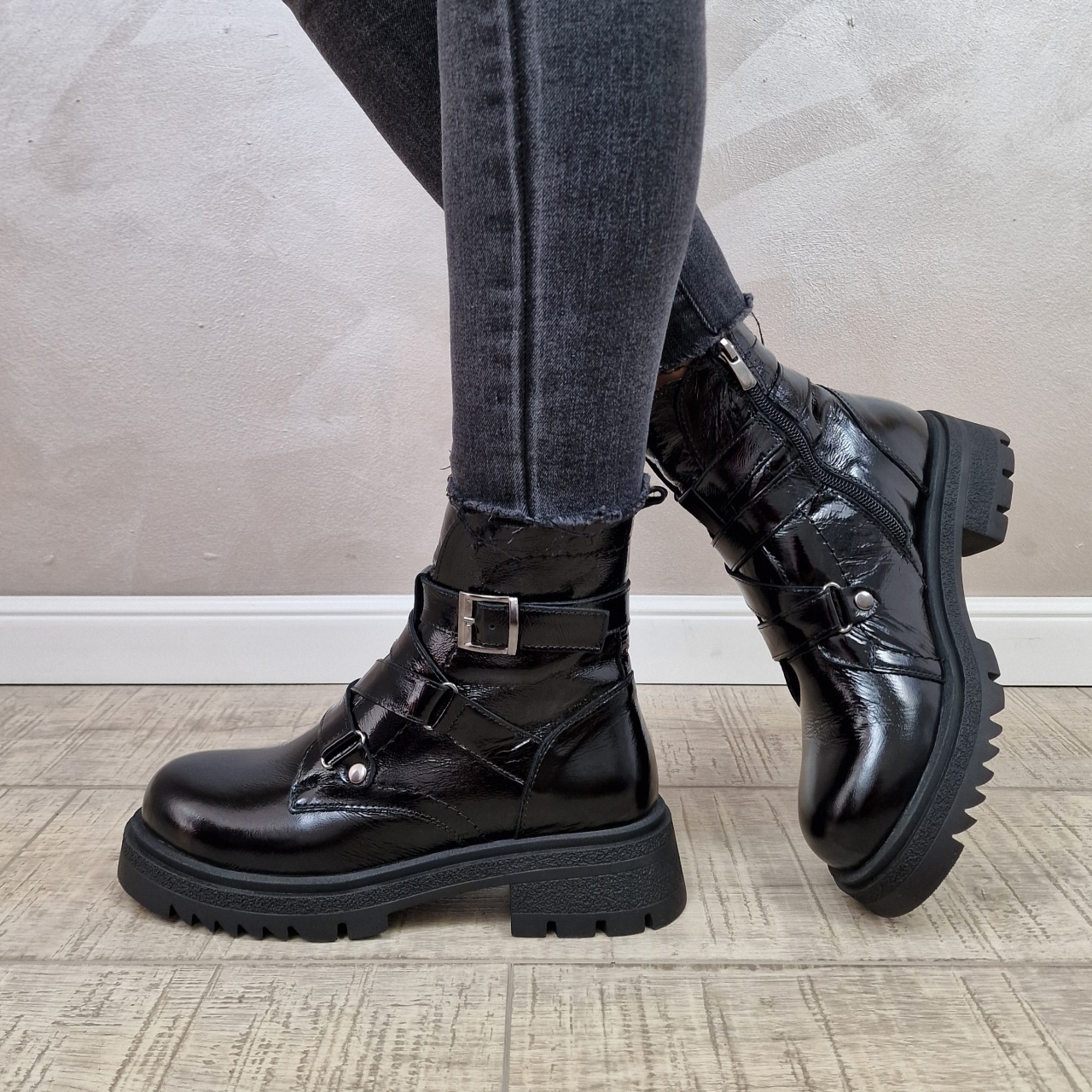 Ghete dama - Manos Shoes