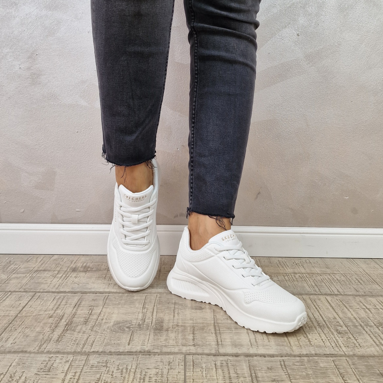 MANOS.RO Pantofi dama sport Skechers® UNO LITE LITE WORK 177289 WHT