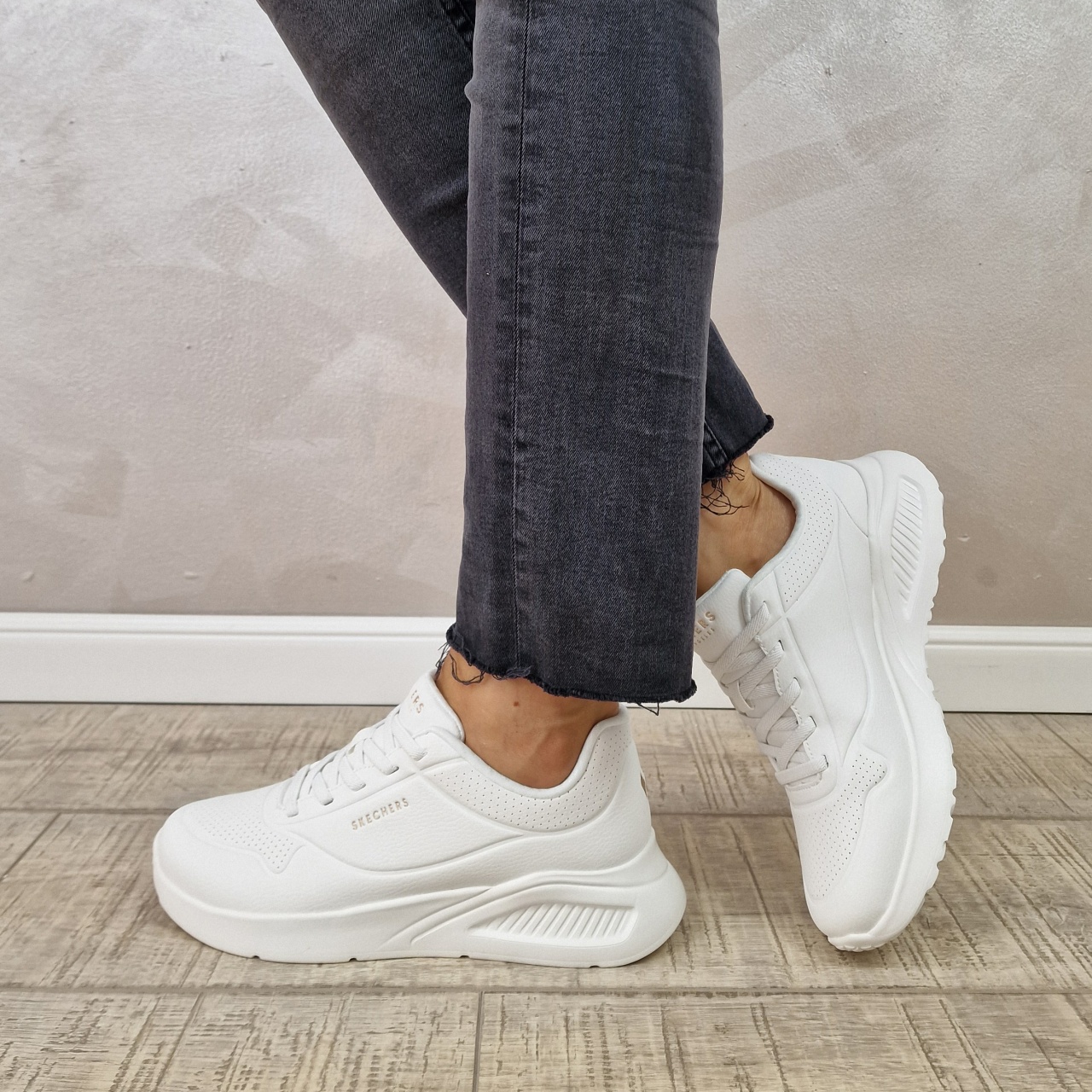 MANOS.RO Pantofi dama sport Skechers® UNO LITE LITE WORK 177289 WHT