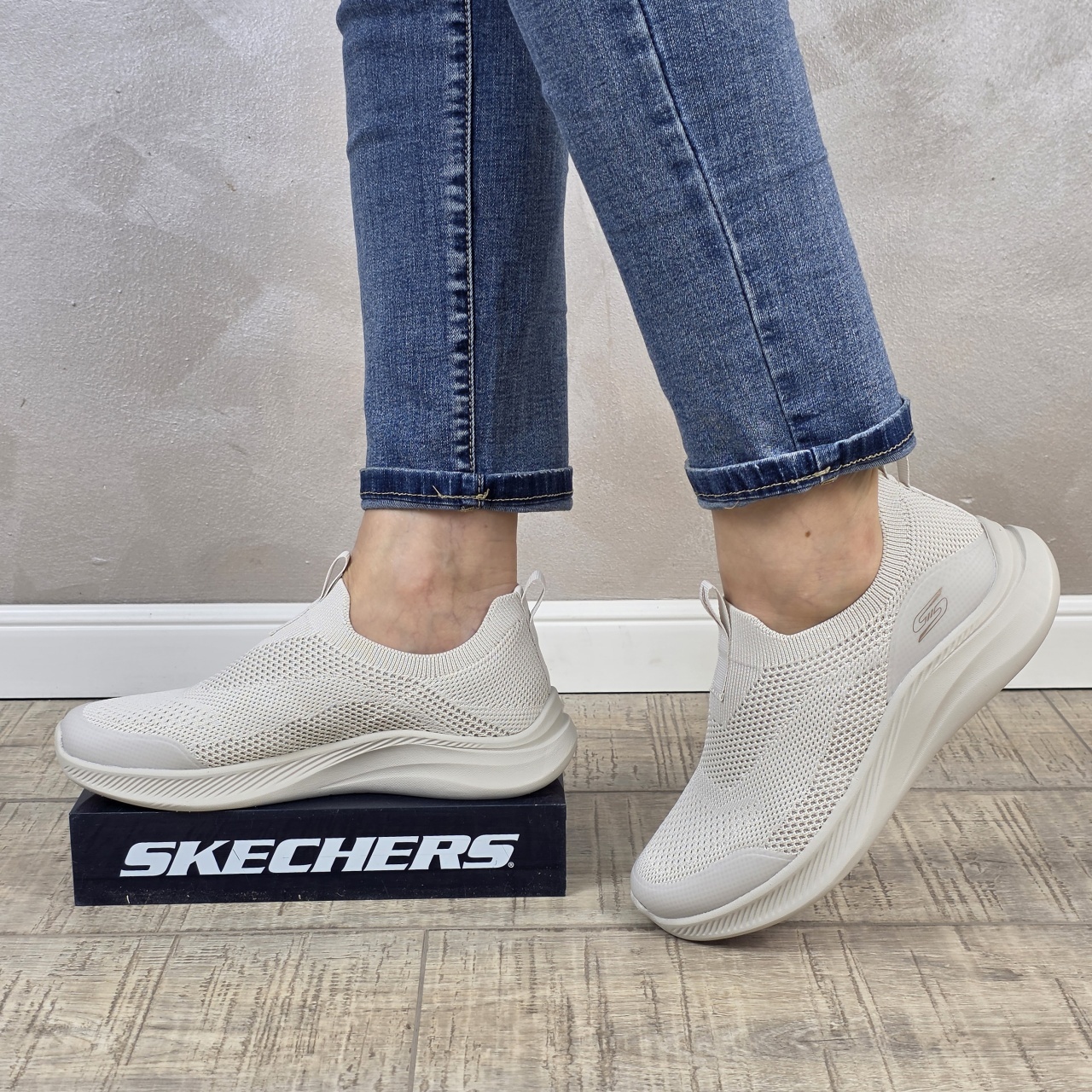 Pantofi dama sport Skechers® Bobs Squad Chaos 117734 OFWT