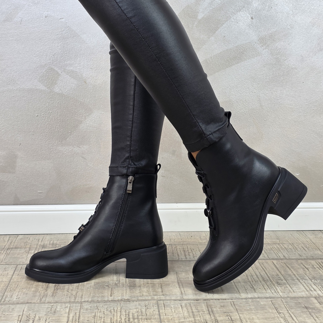 ANA VIOTTI - Manos Shoes