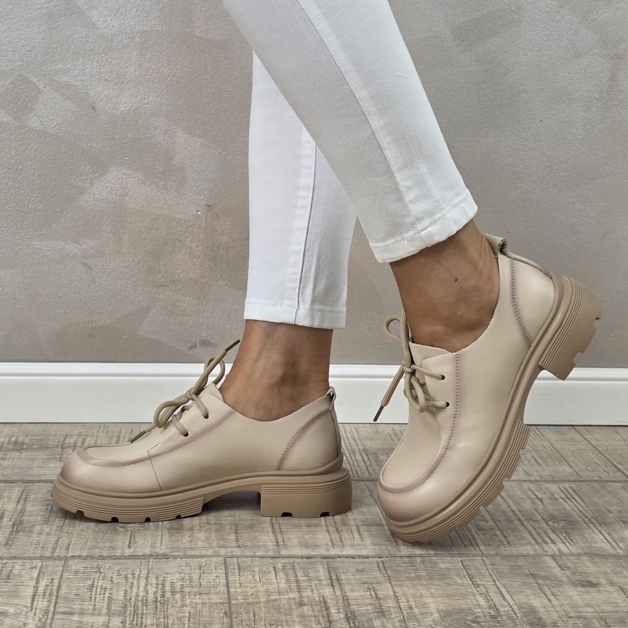 Incaltaminte dama de calitate. Pantofi , ghete si cizme dama