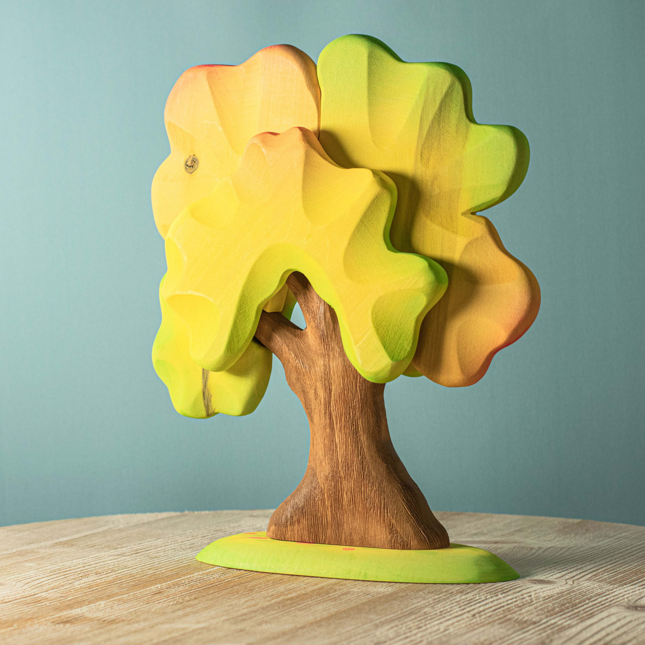 Hand-Painted Large Oak Autumn Figure | BumbuToys' Seasonal Collection