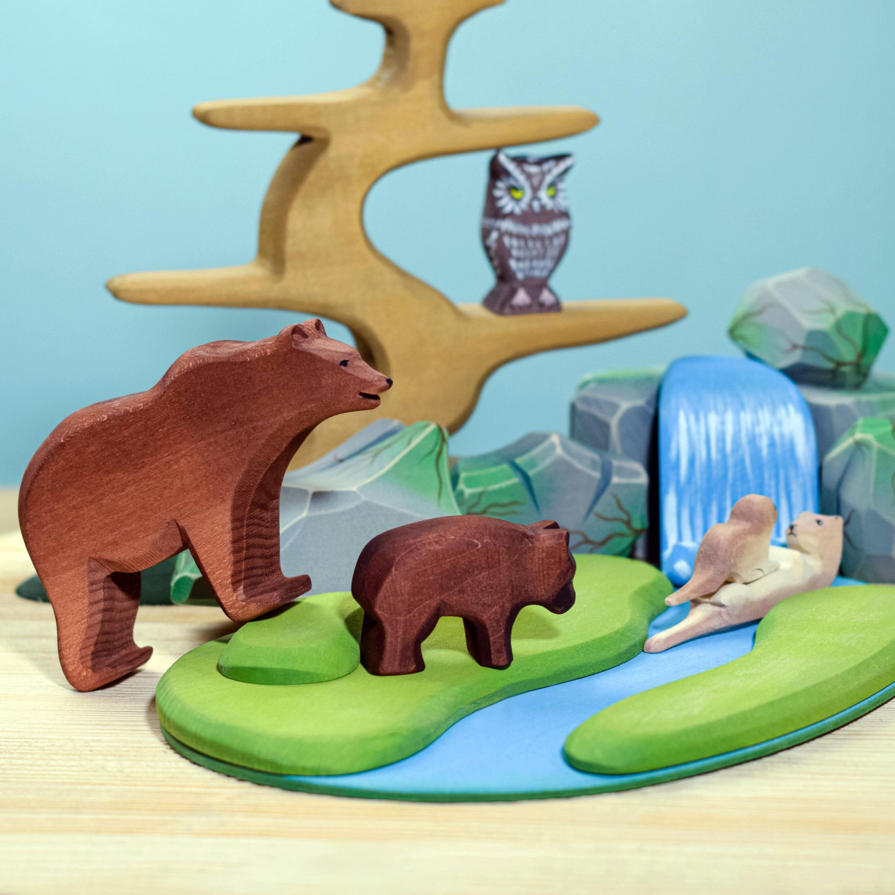 Big Brown Bear Standing: Handcrafted Wooden Toy for Imaginative Play