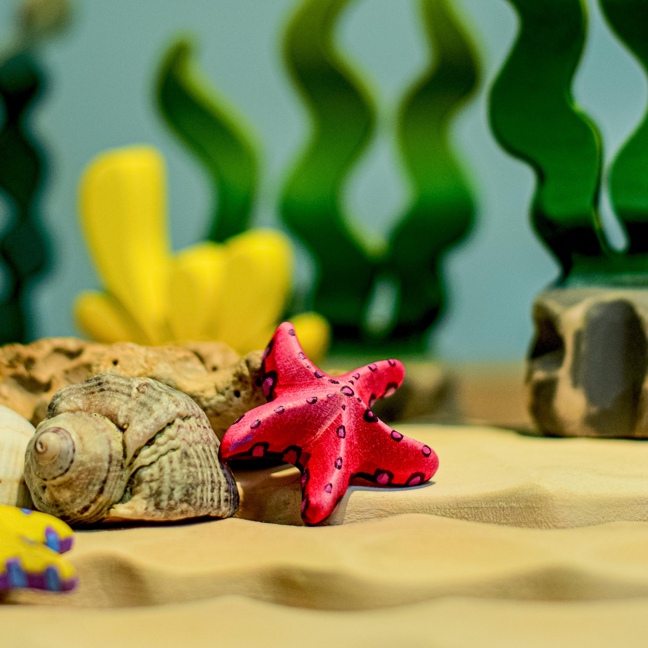Red Starfish Set | Eco-Friendly, Handcrafted Marine Toys by Bumbu Toys