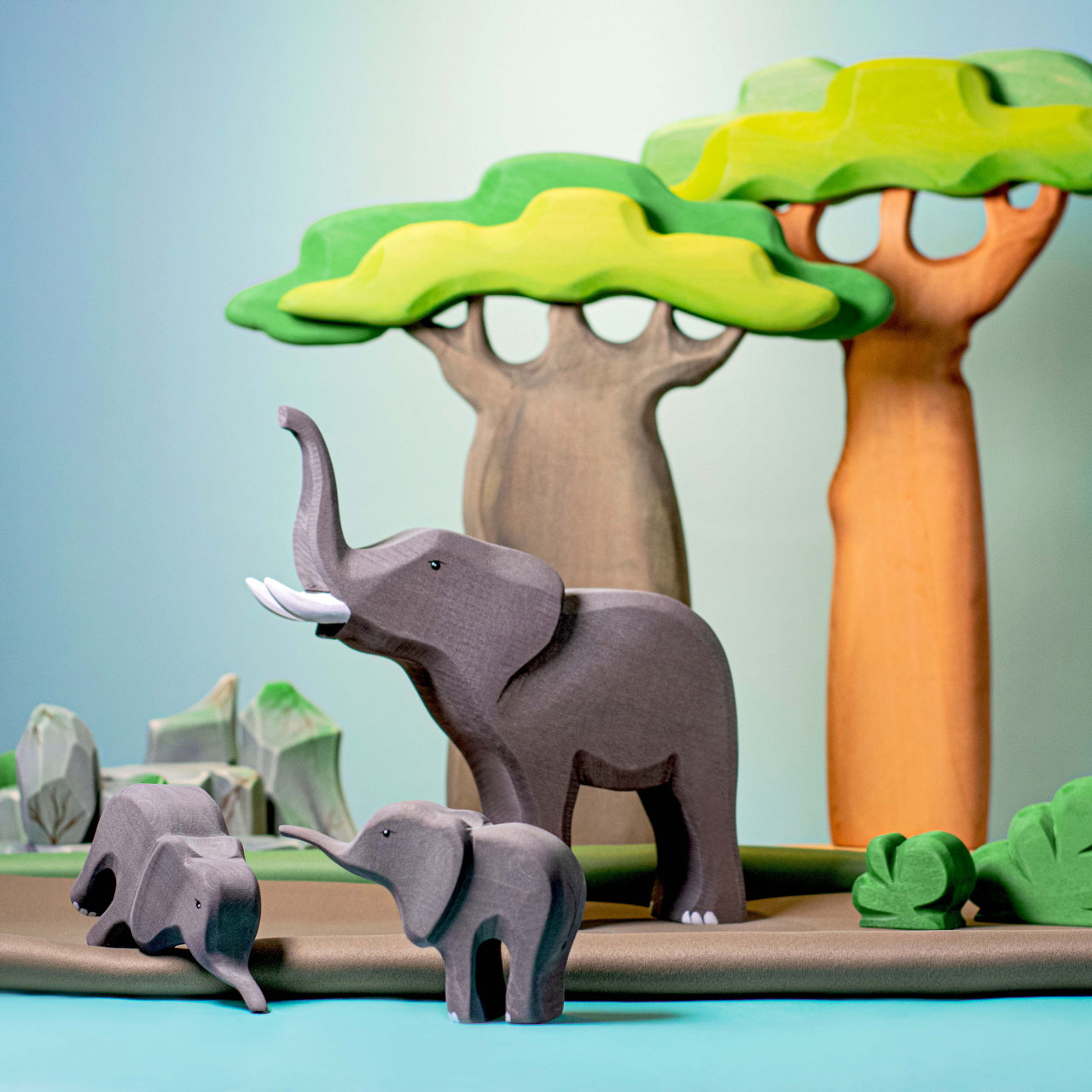 Baobab Tall Wooden Tree Figure | BumbuToys' African Savannah Series