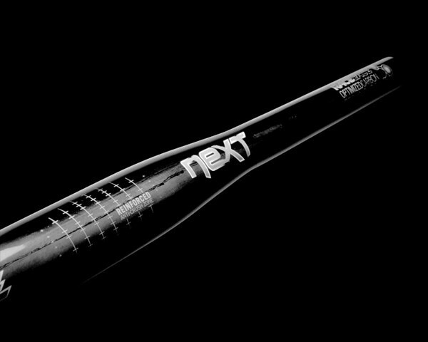 Ghidon - Race Face - NEXT, carbon, flat, 560, 31.8, negru, cu dop