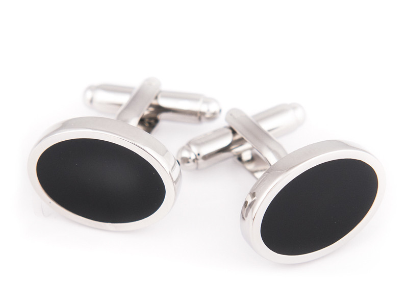 Butoni argintii ovali cu piatra onix neagra