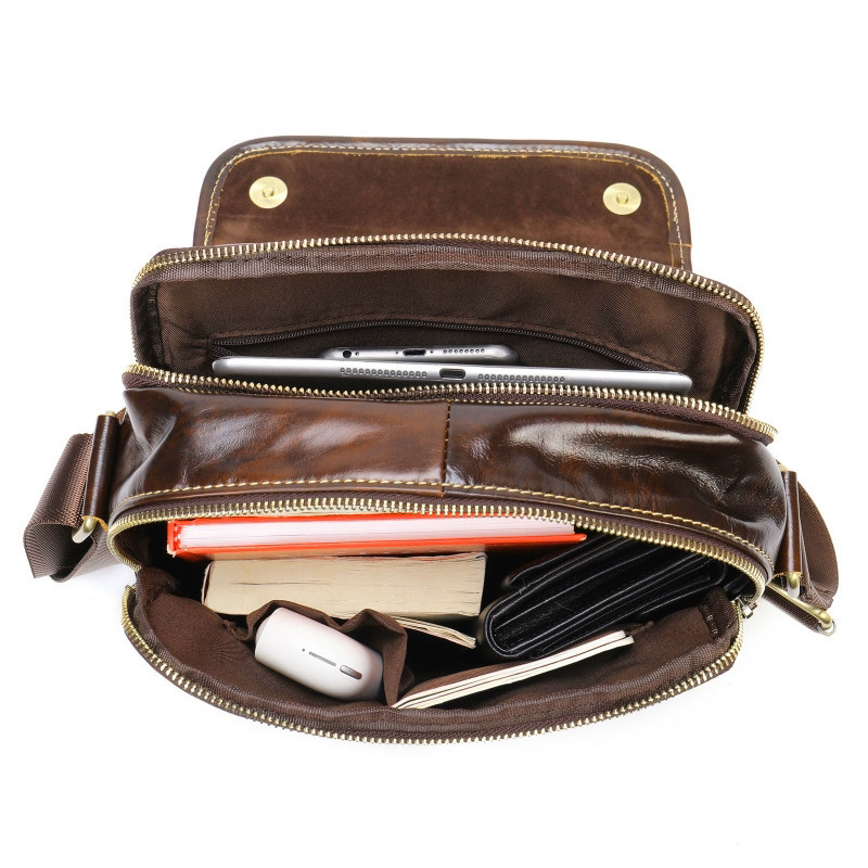 Geanta messenger barbati din piele naturala maro Jacob