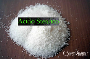 Stearina Vegetale. 1 Kg. Per accrescere la Solidità delle candele