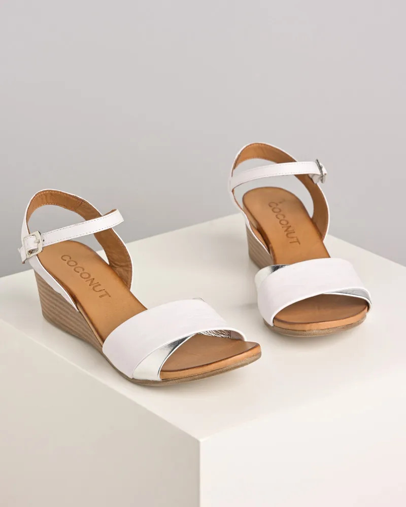 Ženske kožne sandale na platformu 88.1927 bele