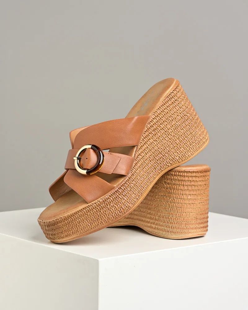 Ženske papuče na platformu PA1239 kamel