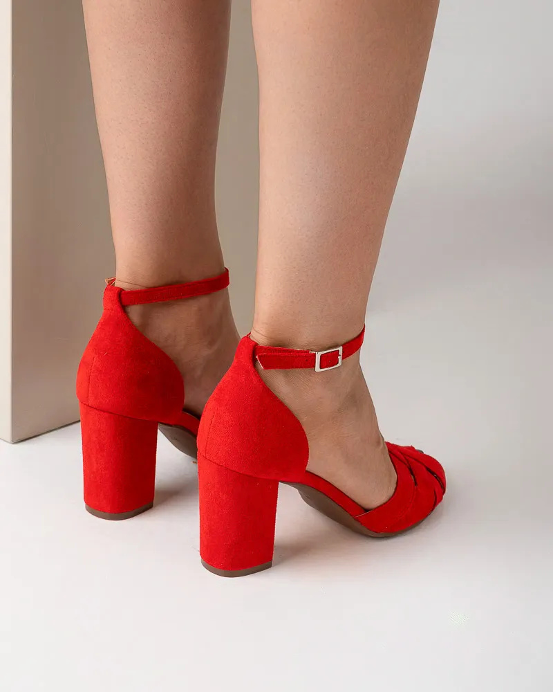 Ženske sandale na deblju štiklu S2557 crvene