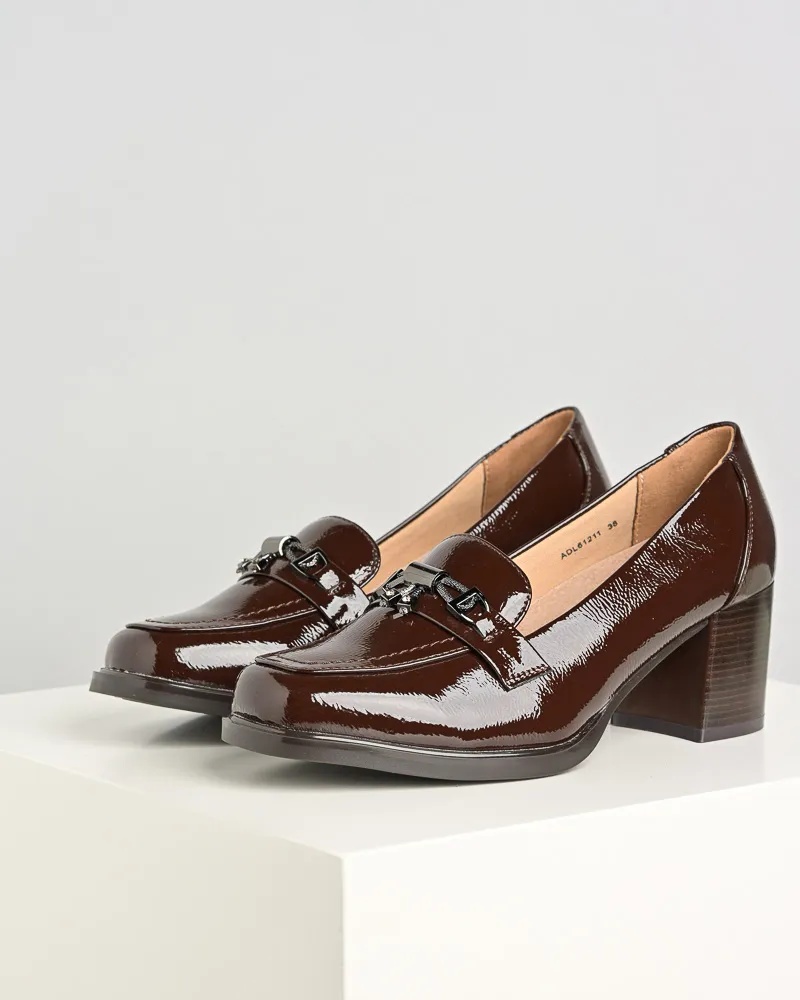 Ženske lakovane cipele na deblju štiklu ADL61211 braon