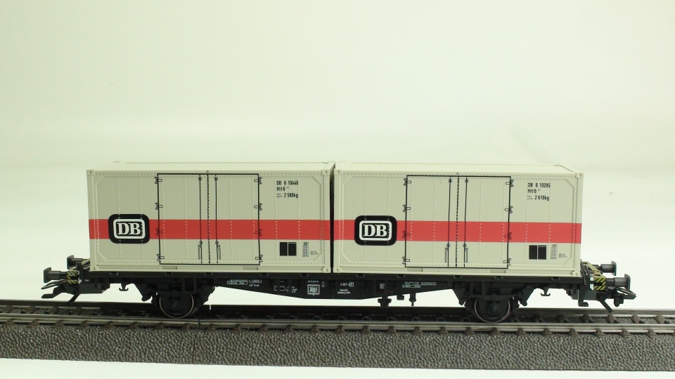 Märklin 00756-8 Containerwagen met twee 20' DB containers