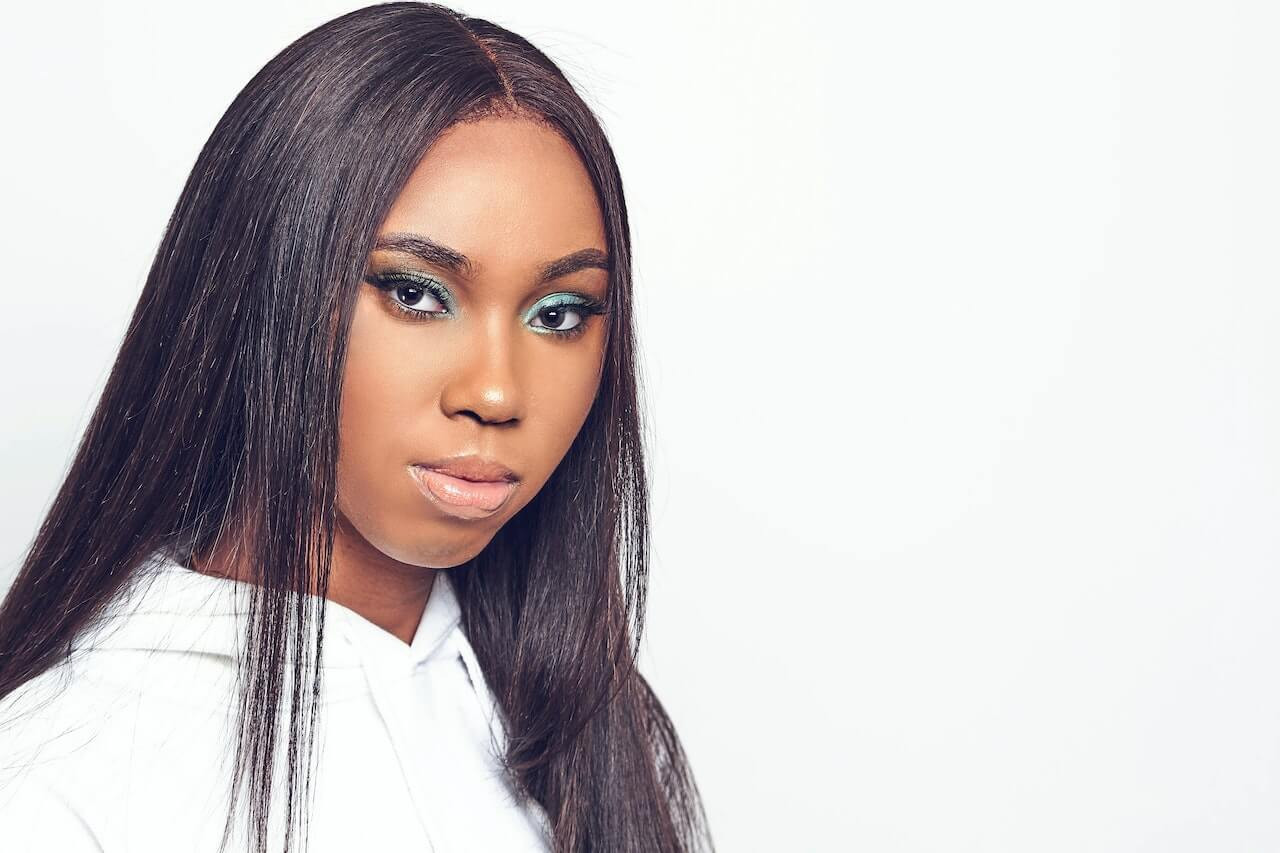 Machiaj pentru ochii caprui - cum obtii look-ul perfect si pe ce culori ...