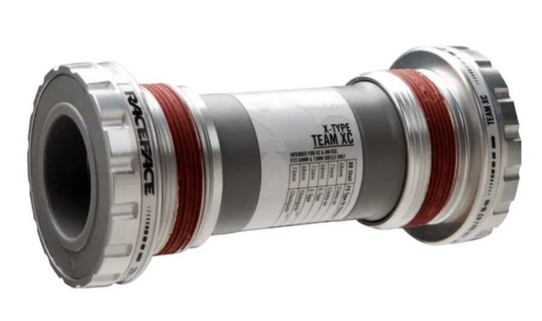 RACEFACE Bottom Bracket X-Type BSA 24 68/73 TEAM