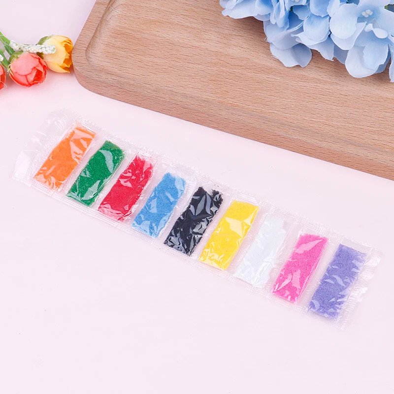 Desen cu nisip colorat, 9 culori, Fetita pe plaja