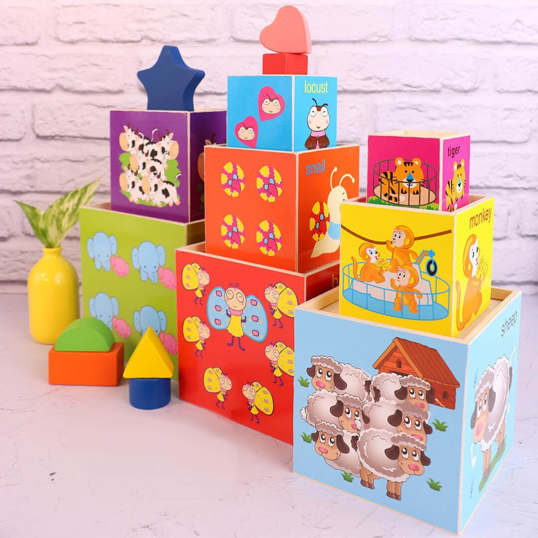 Turn Montessori 8 cuburi din lemn, cifre, animele si forme geometrice