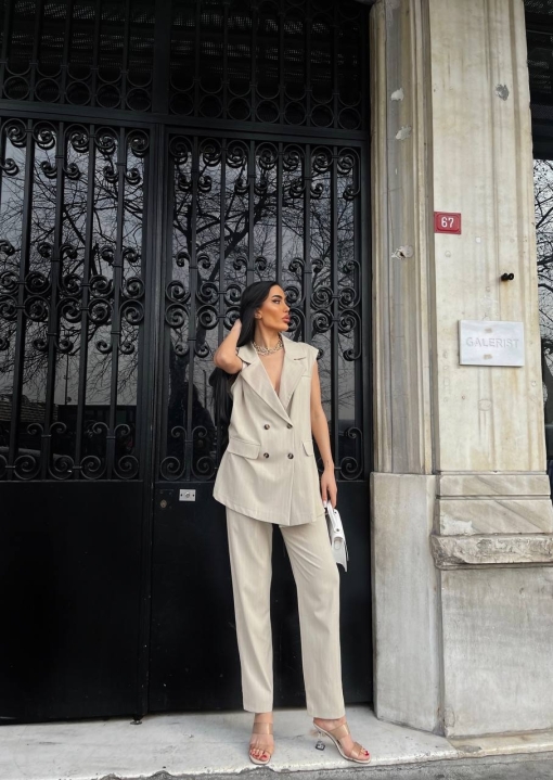 Compleuri Dama Bej Tomisy - Reverse.ro