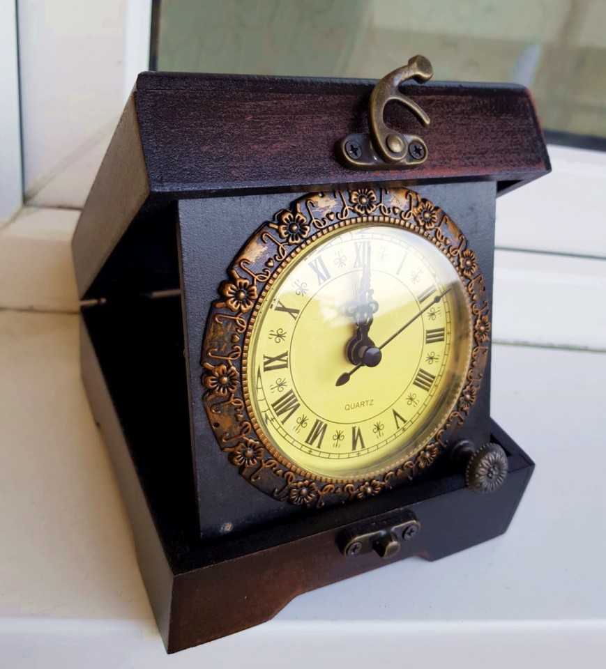 Ceas masa retro cutie lemn