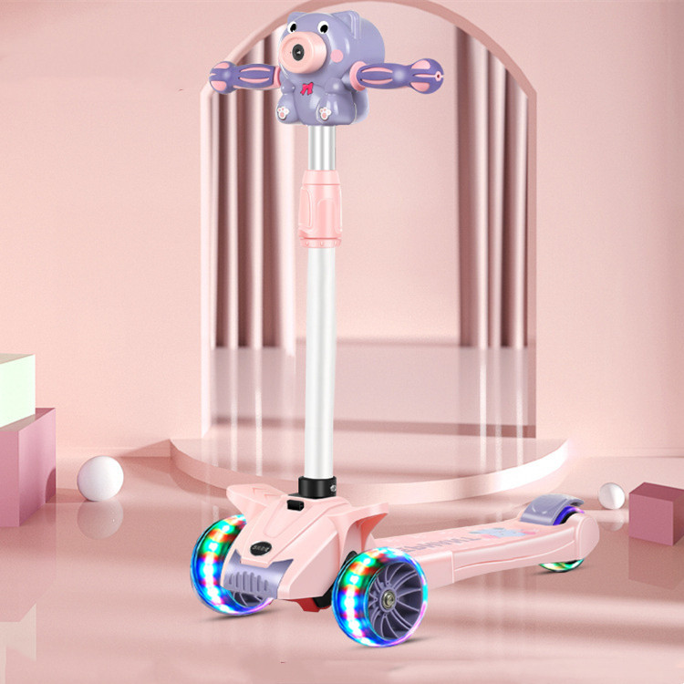 Trotineta Catel Roz, Platforma Verde cu 3 Roti, cu Lumini, Muzica si ...