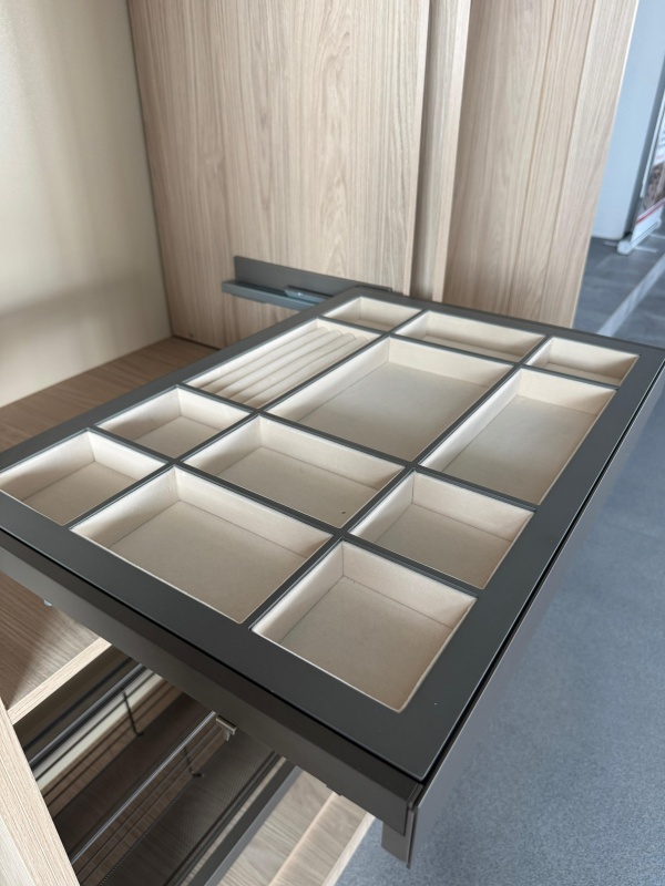 Organizator sertar cu rama gri perlat accesorii dressing Royal