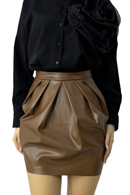 Fusta scurta Paulina, din piele ecologica, cu falduri simetrice, Maro ...