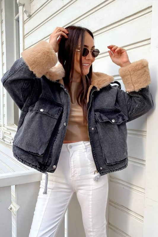 Geaca de blugi neagra Andra, cu blanita crem