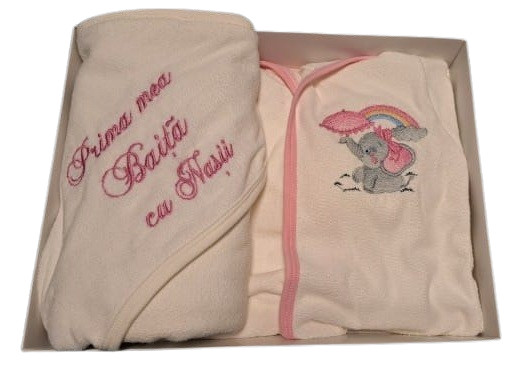 Set de prima baita cu nasii, cu halat si prosop bebe, brodate, roz, engros
