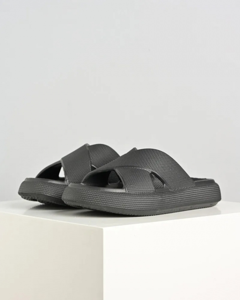 Gumene ženske papuče LP802400 crne