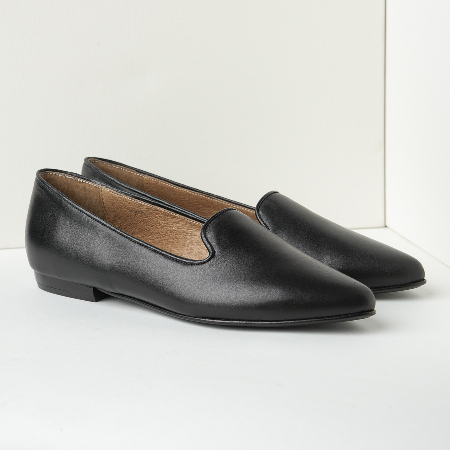 Kožne ženske ravne cipele B18 crne