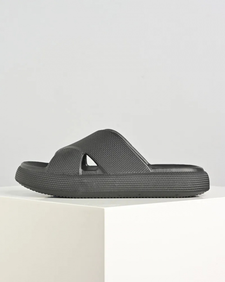 Gumene ženske papuče LP802400 crne