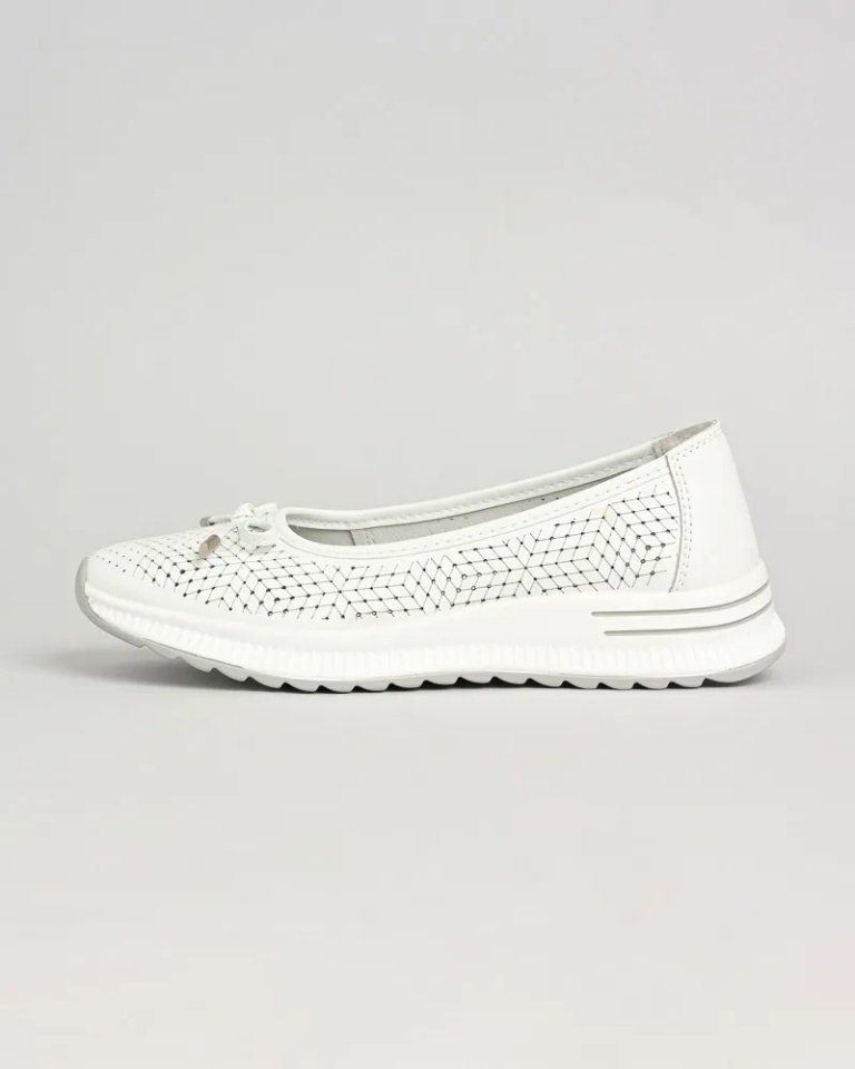 Kožne ženske baletanke na debelom đonu 4135 bele