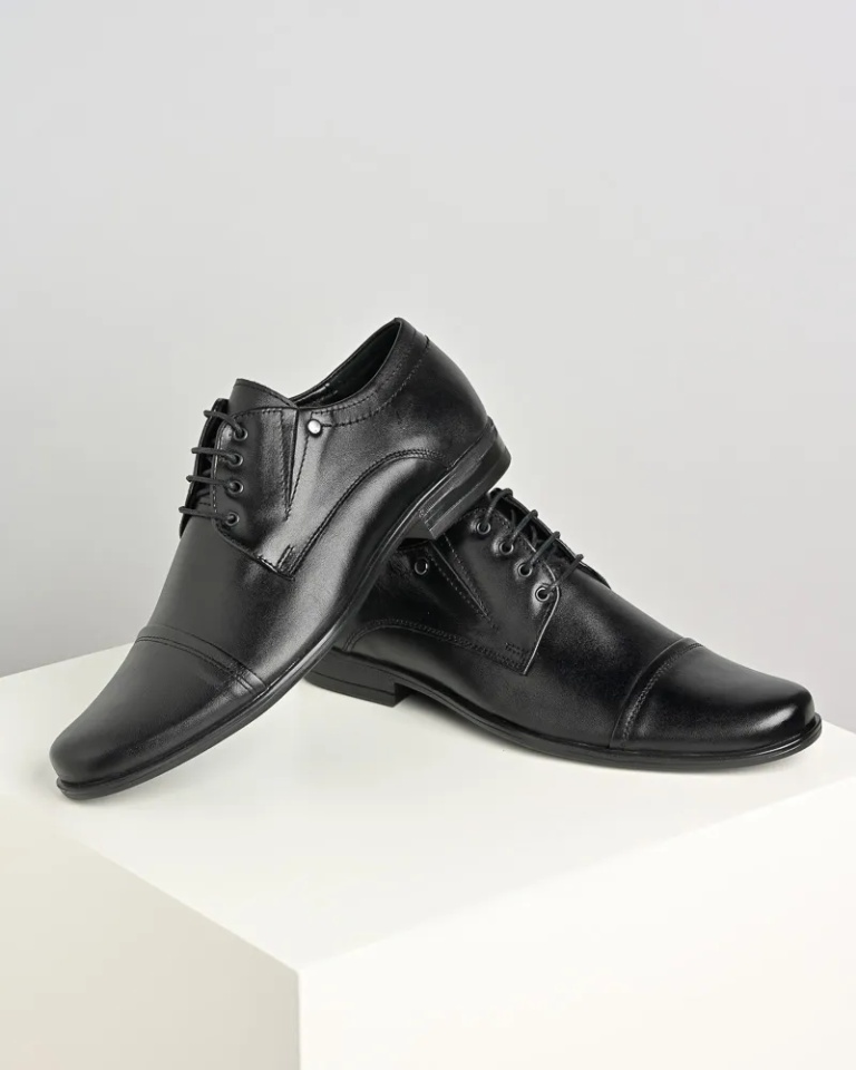 Muške kožne elegantne cipele 4081-01 crne, manjih brojeva (38-39)