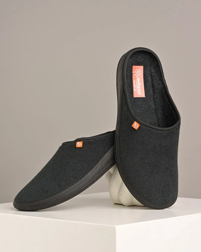 Ženske sobne papuče 21/5 crne