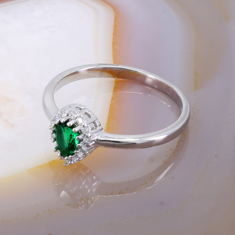 Inel din Argint 925 cu Piatra Drop cut Verde si Cristale Albe c2690