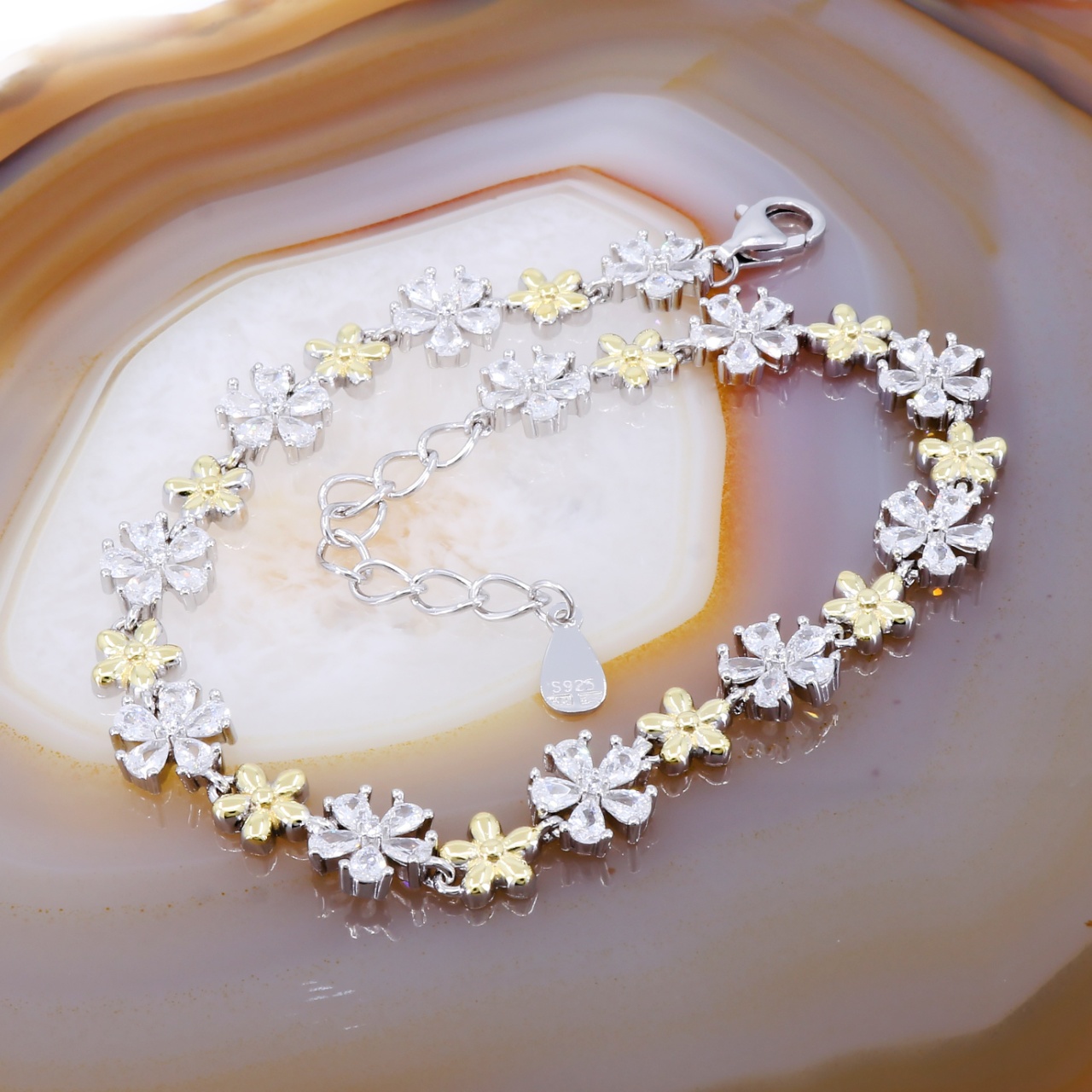Bratara din argint Placat cu Aur model Floricele cu Cristale c2677