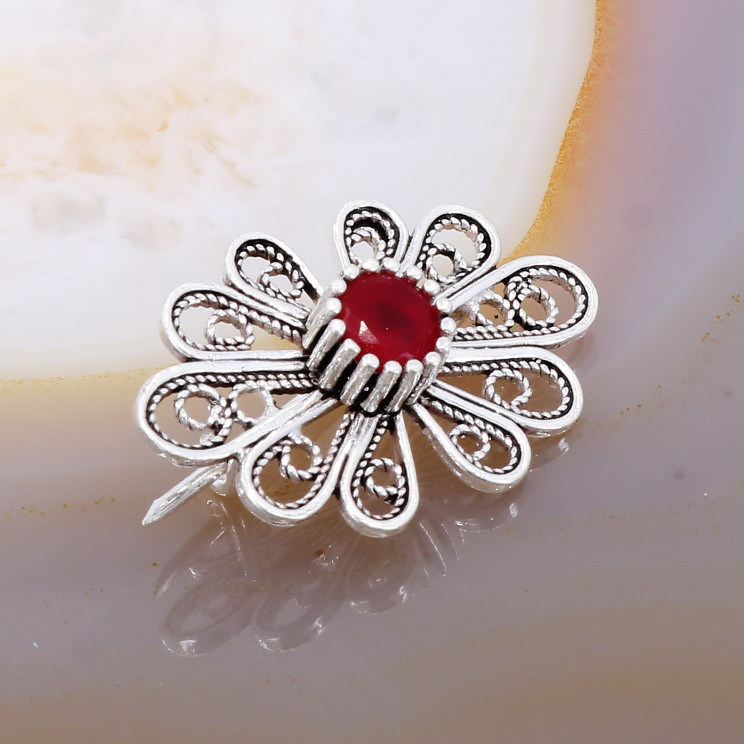 Brosa Dantela Filigran din Argint 925 cu piatra Rosie c356