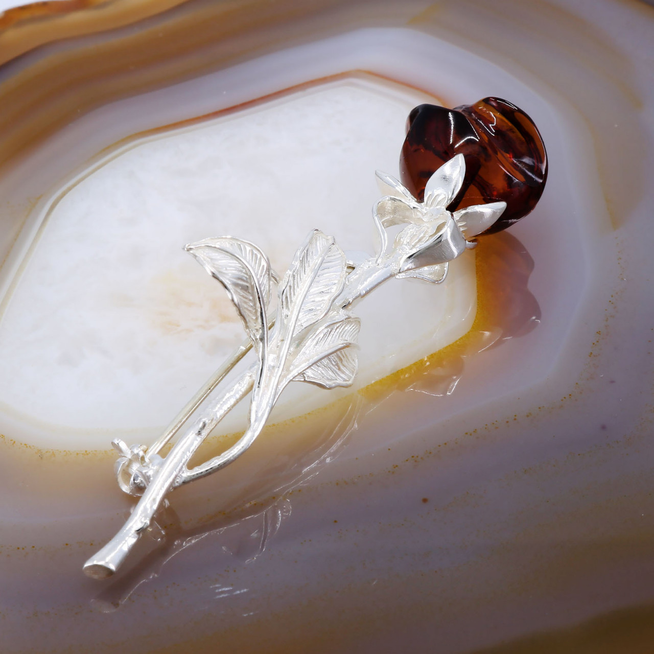 Brosa din Argint 925 model Floare Trandafir cu Piatra Chihlimbar cod 321